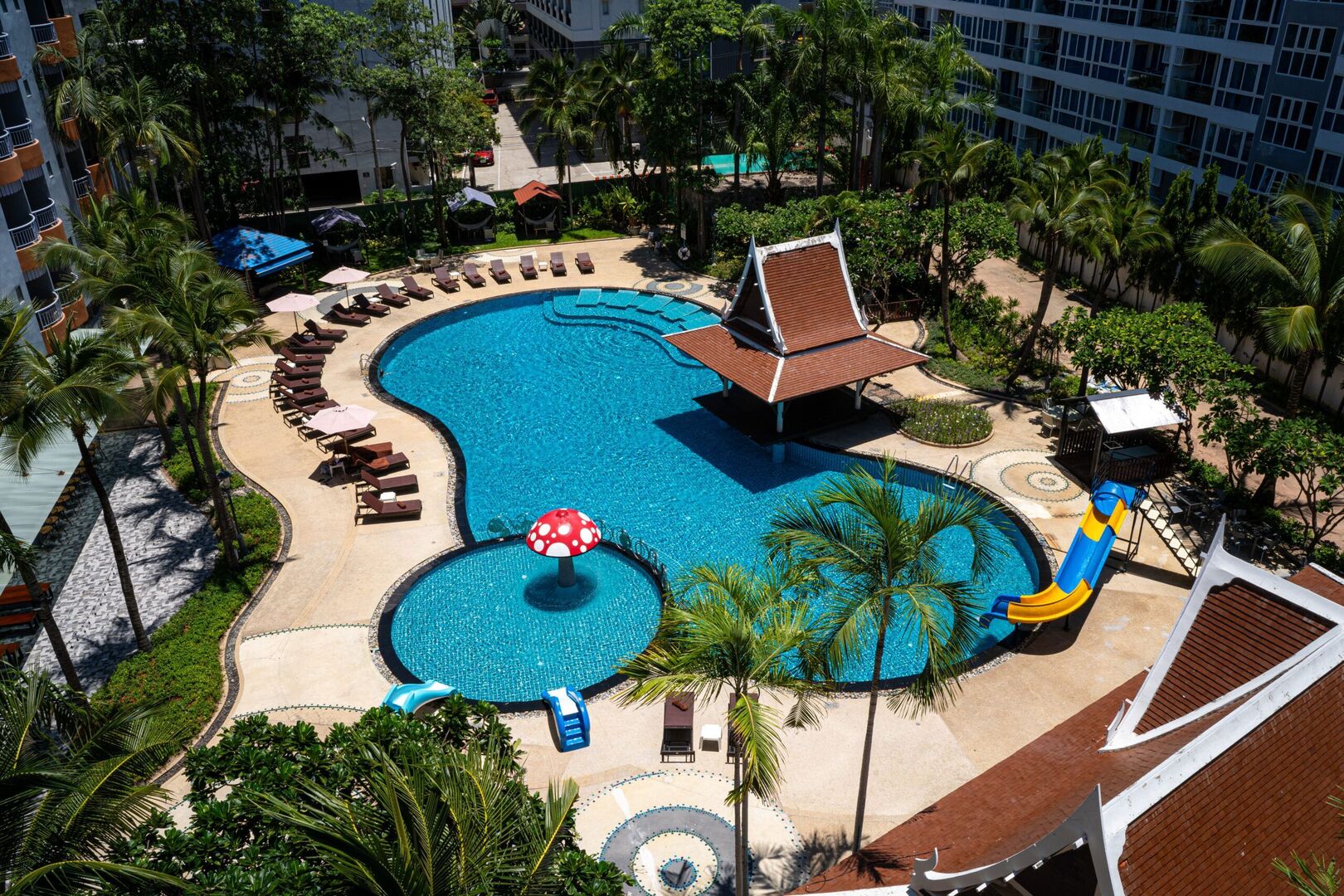 Home - Heeton Concept Hotel Pattaya by Compass Hospitality